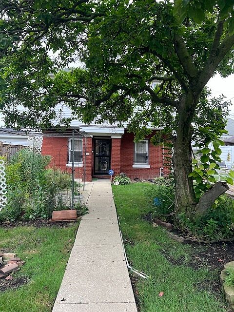 5406 N Lovejoy Ave, Chicago, IL 60630 | Zillow