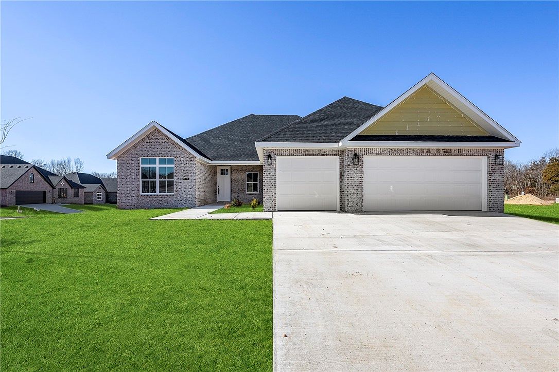 1448 Cittadella Ave, Tontitown, AR 72762 | Zillow