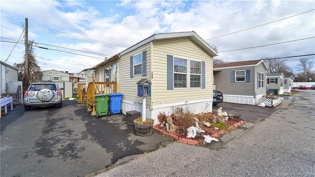 441 Main St TRAILER 705, East Hartford, CT 06118 | MLS #170617816 | Zillow