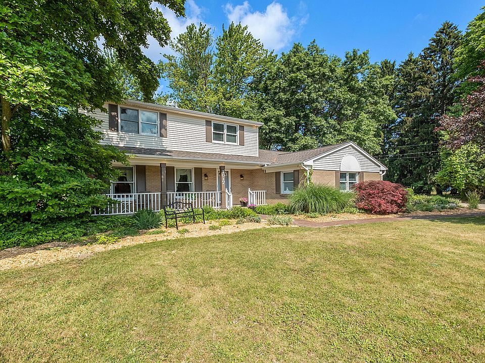 1017 Oakhurst Ave NW, Grand Rapids, MI 49504 | Zillow