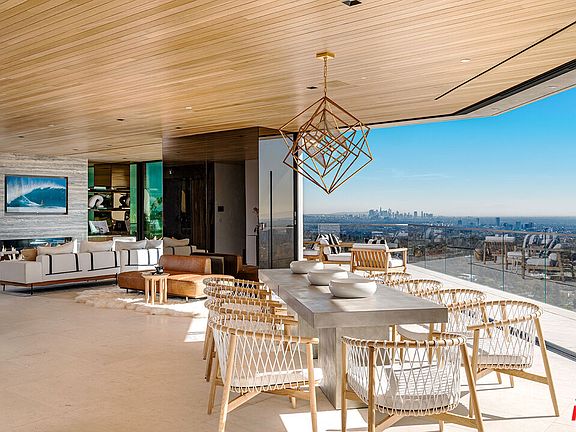 10102 Angelo View Dr, Beverly Hills, CA 90210 | MLS #22-204439 | Zillow