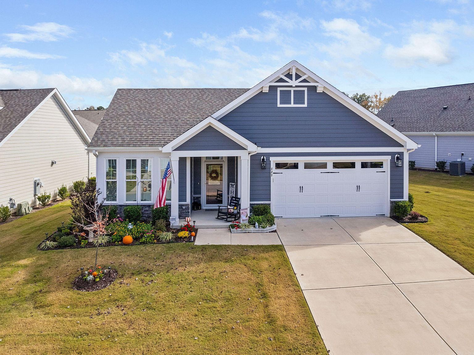 585 Bramble Ln, Clayton, NC 27527 | Zillow