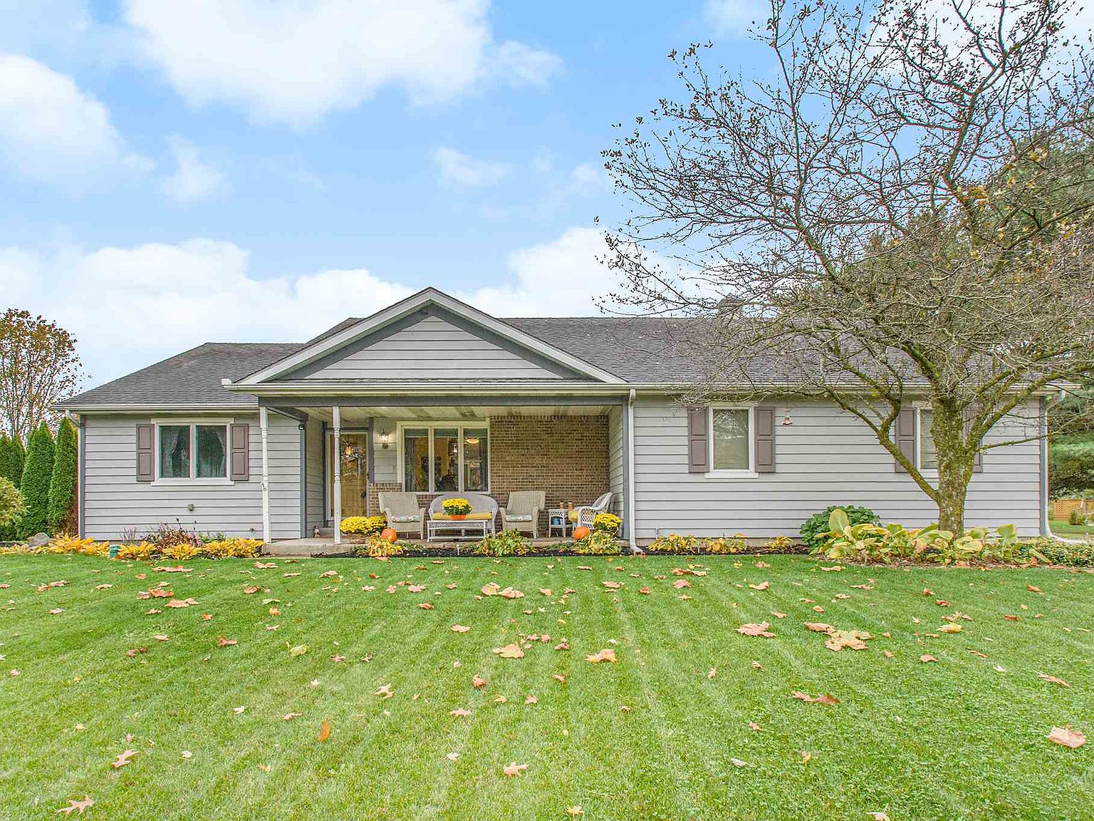 68214 Riddles Lake Dr, Lakeville, IN 46536 | Zillow
