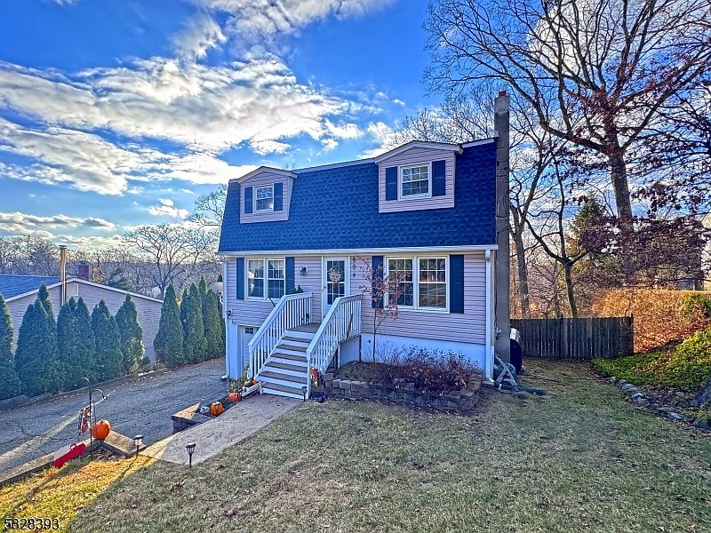 573 Eric Ln, Landing, NJ 07850 | MLS #3937858 | Zillow