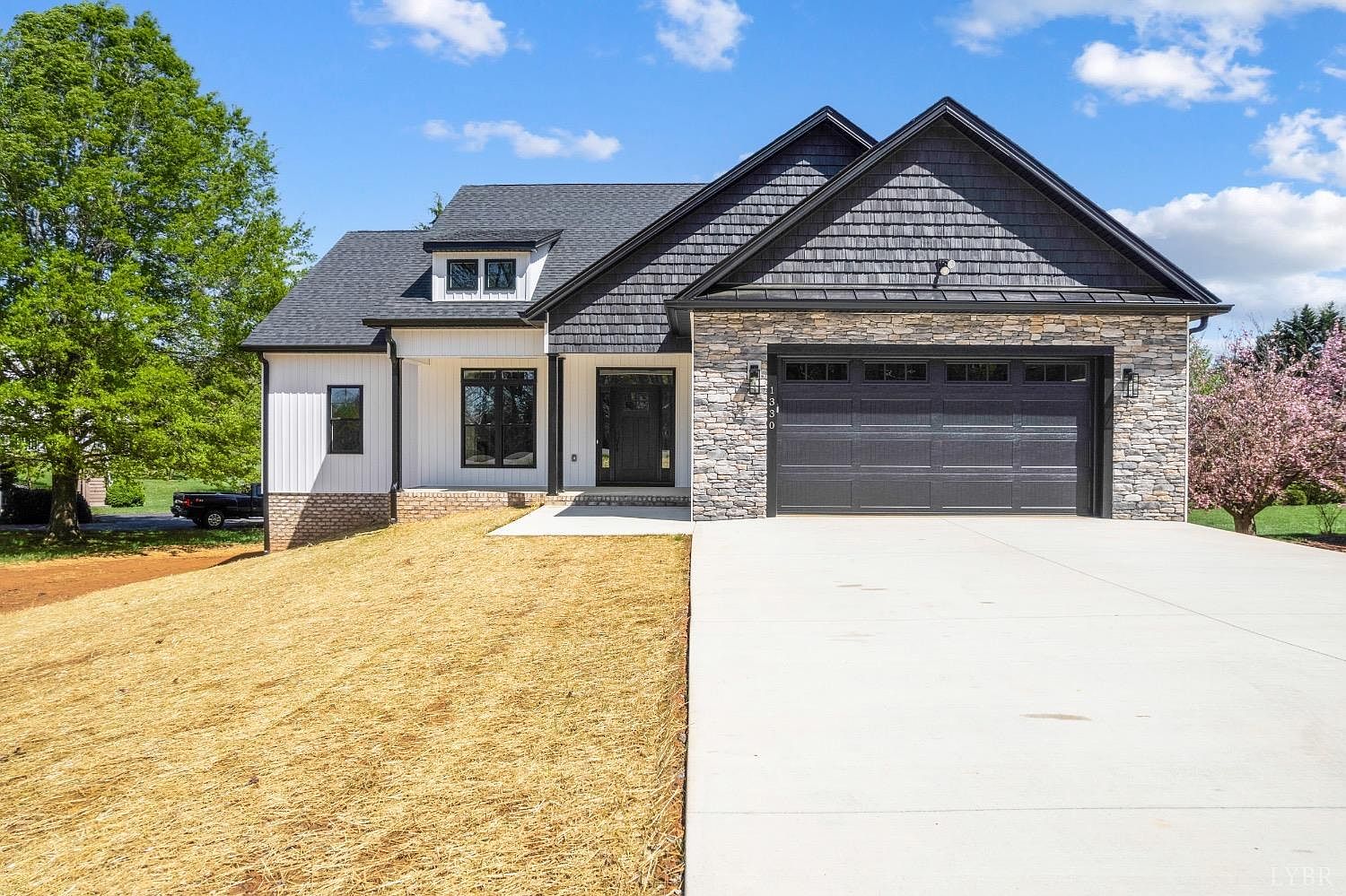 1330 Boone Dr, Bedford, VA 24523 | Zillow