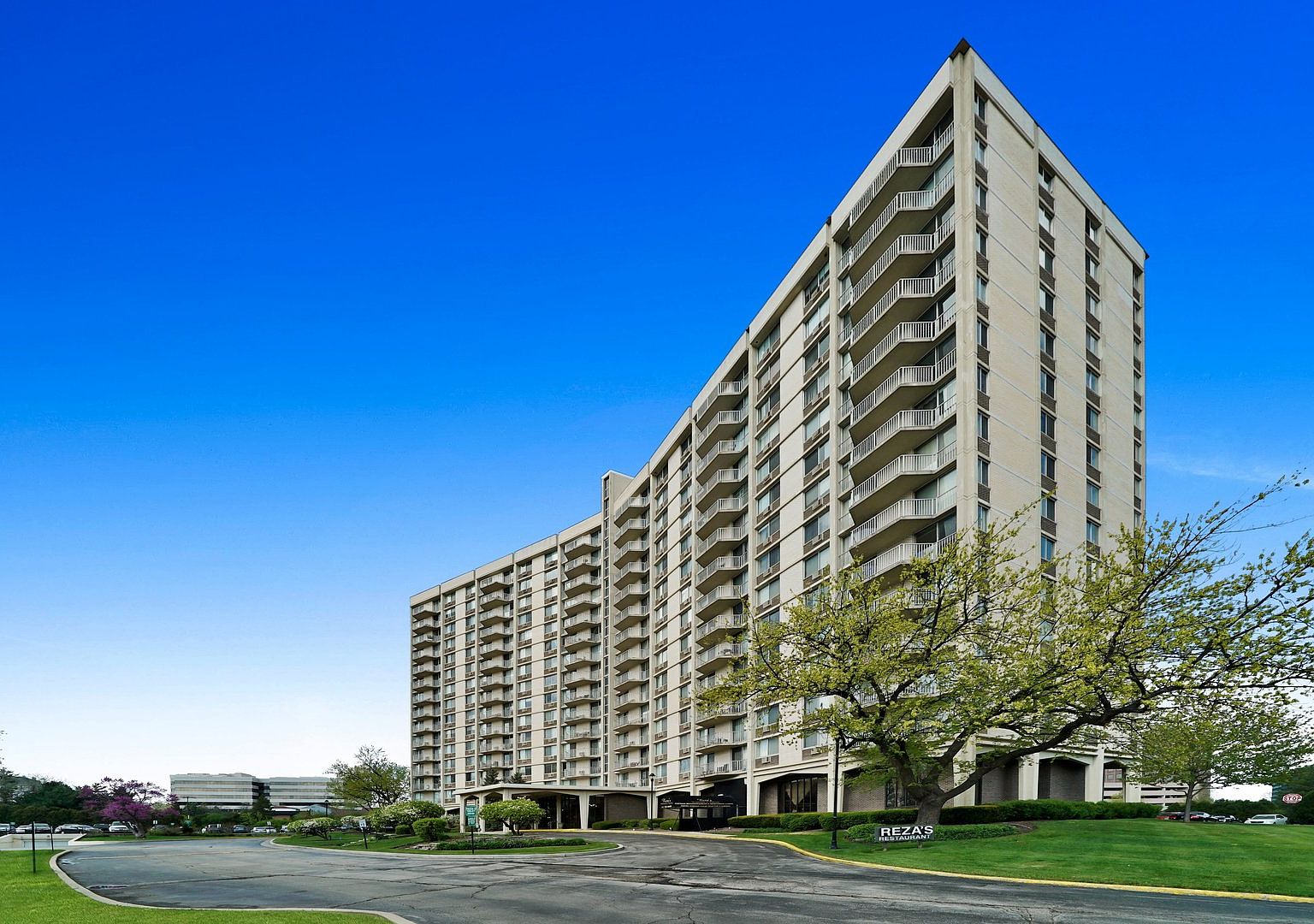 40 N Tower Rd APT 10B, Oak Brook, IL 60523 | Zillow
