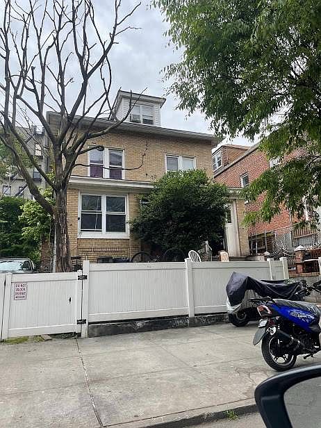 755 Coster St, Bronx, NY 10474 | MLS #11080549 | Zillow