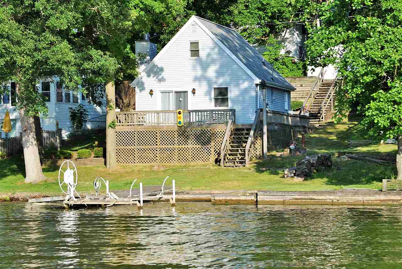 10940 N Lower Lake Shore Dr, Monticello, IN 47960 | Zillow