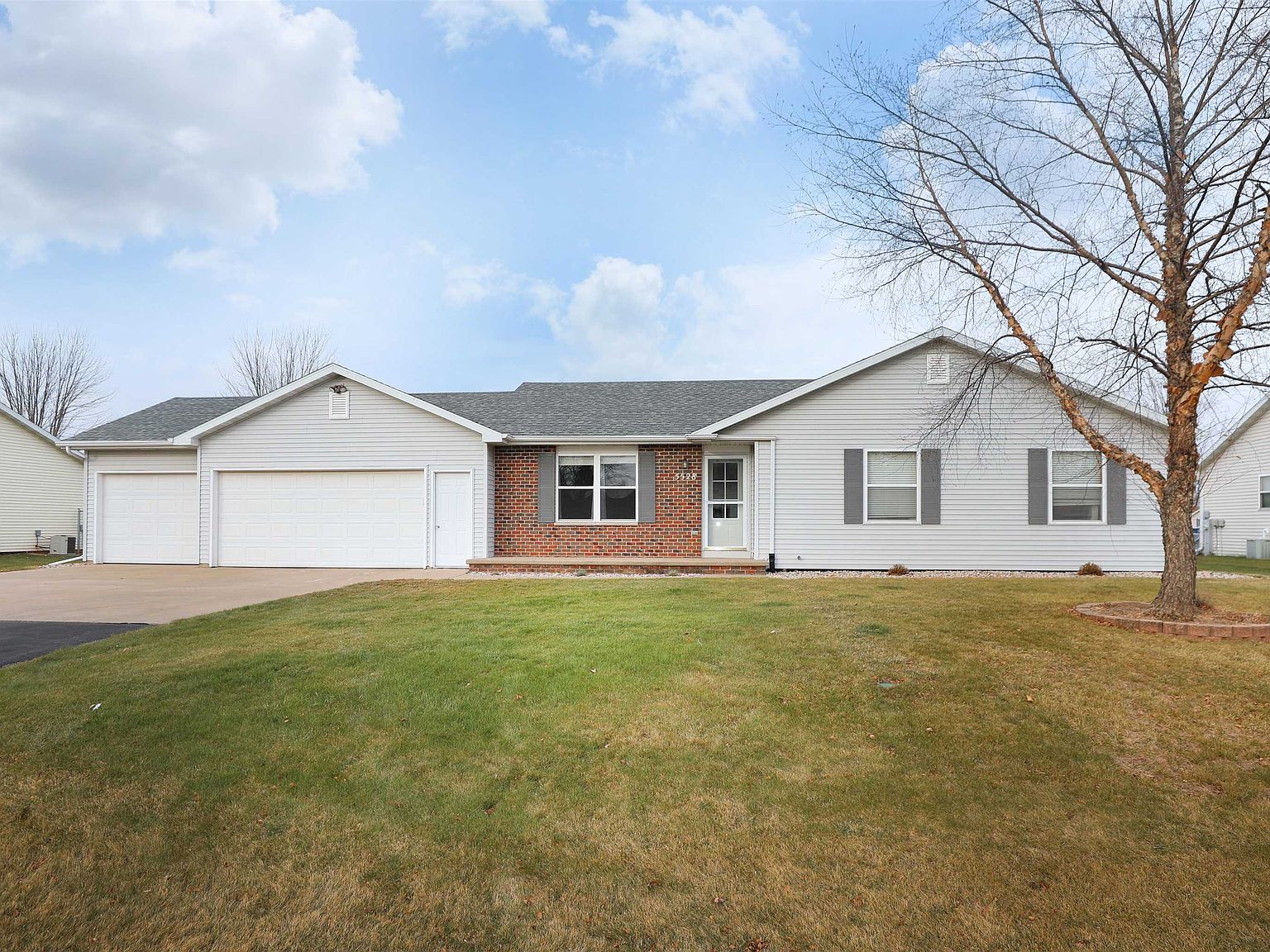 W5528 Colin St, Appleton, WI 54915 | Zillow