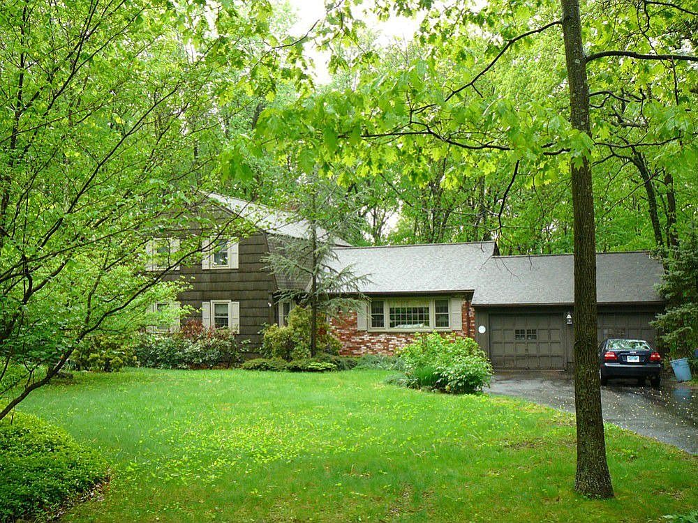 5285 Madison Ave, Trumbull, CT 06611 | Zillow