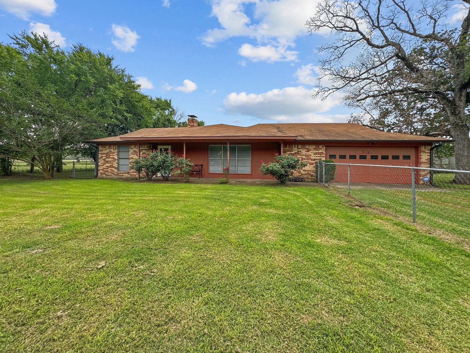 130 W Waller Rd, Kemp, TX 75143 | Zillow