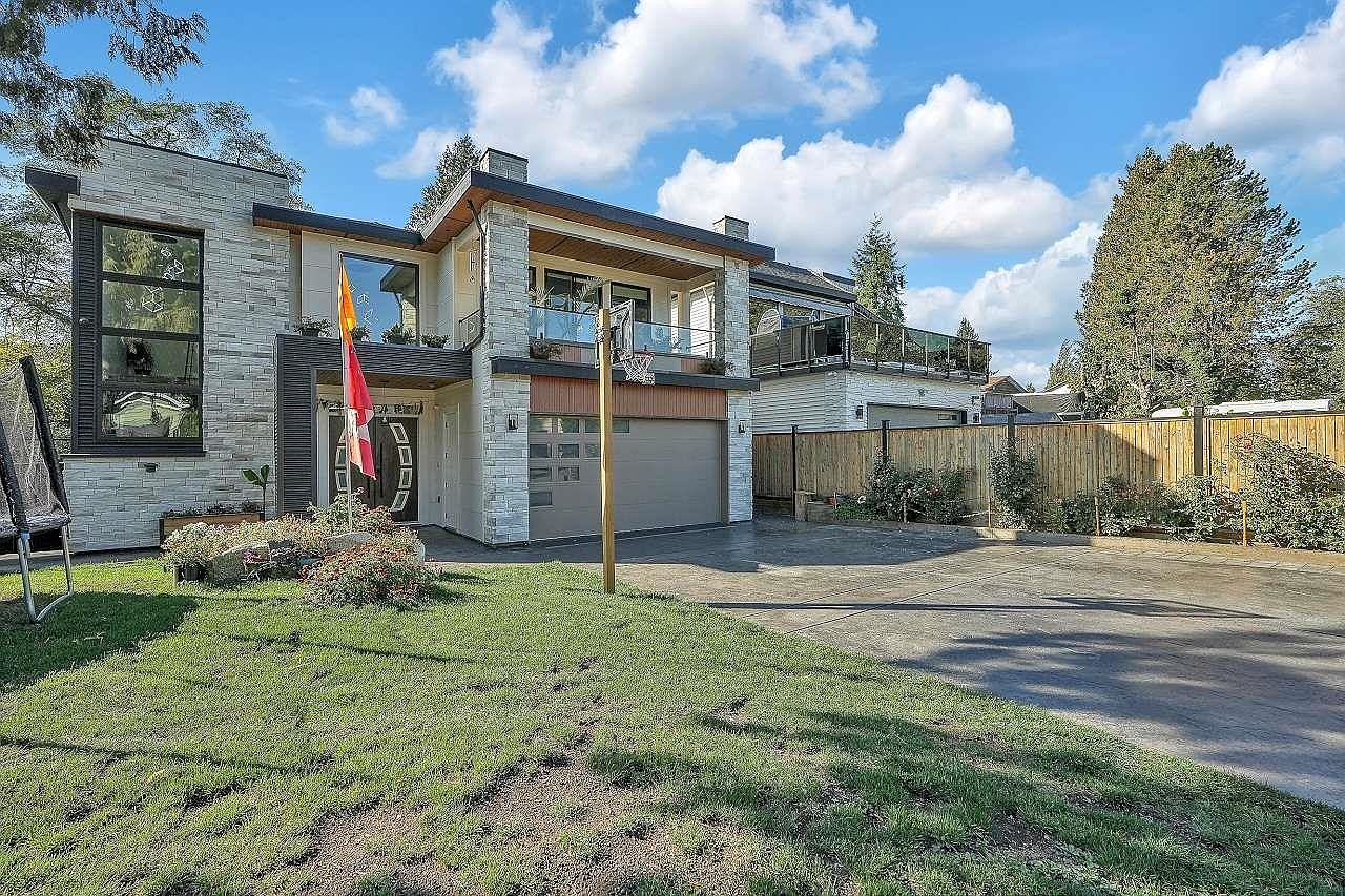 8682 152nd St, Surrey, BC V3S 3N2 | Zillow