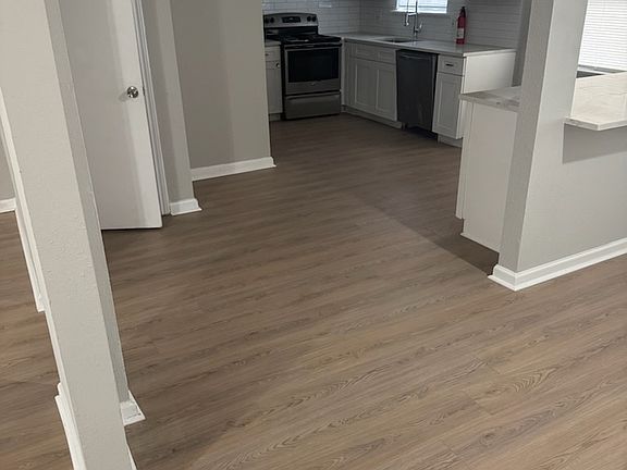 11703 Segrest Dr, Houston, TX 77047 | Zillow