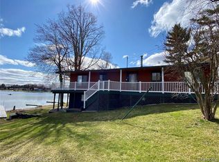1697 Triangle Lake Rd, Howell, MI 48843 | Zillow