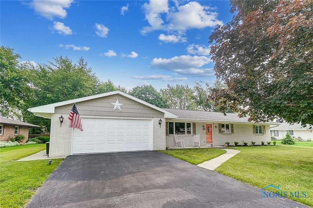 3309 Edgemont Dr, Findlay, OH 45840 | Zillow