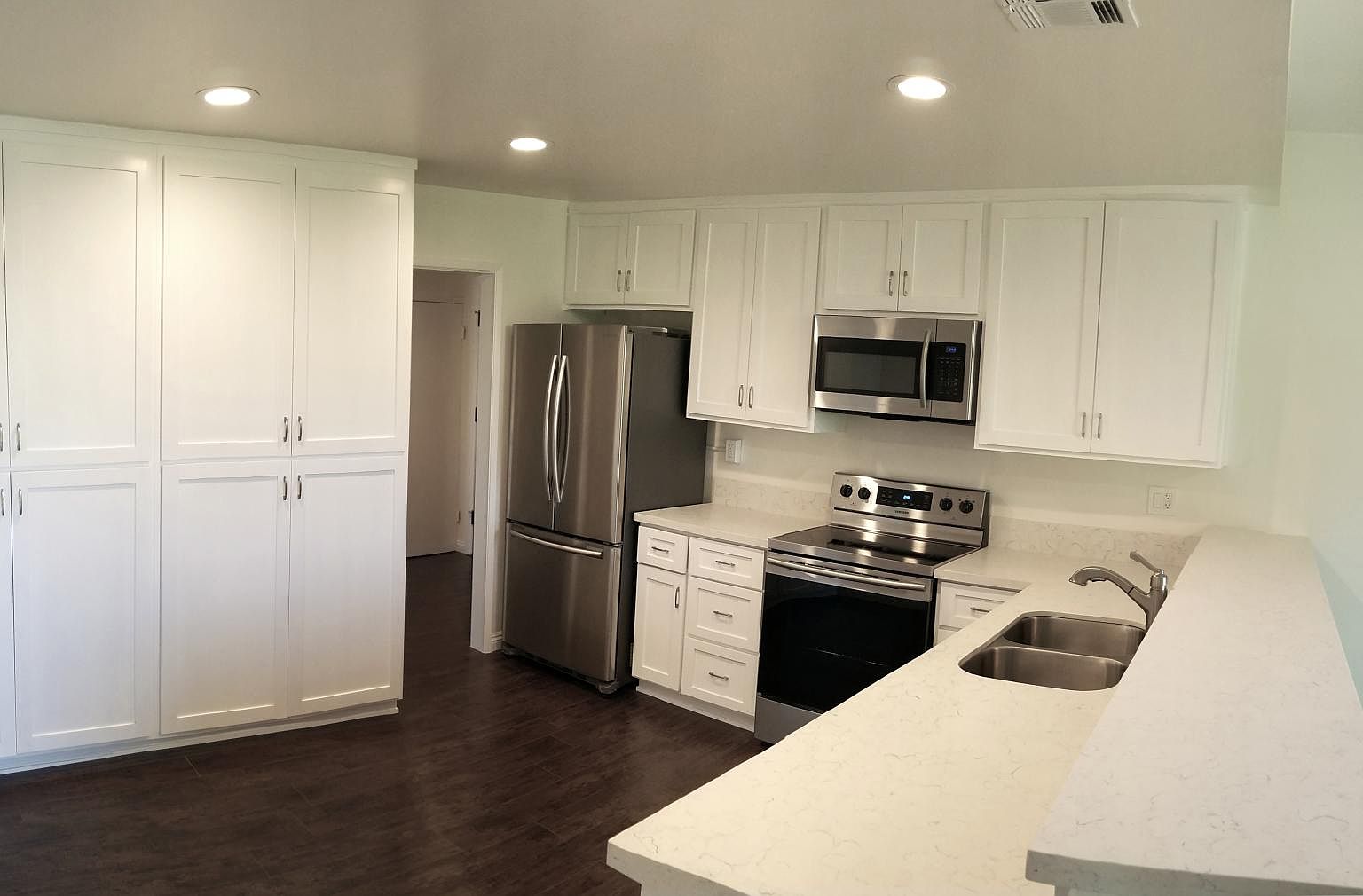 8900 Burton Way APT 301, Beverly Hills, CA 90211 | Zillow
