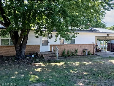 701 Suzanne St Muldrow OK | Zillow