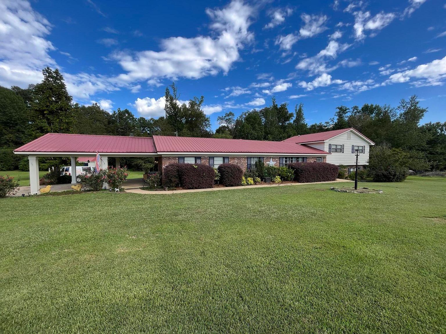 5055 New Hope Rd, Columbus, MS 39702 | MLS #23-1678 | Zillow
