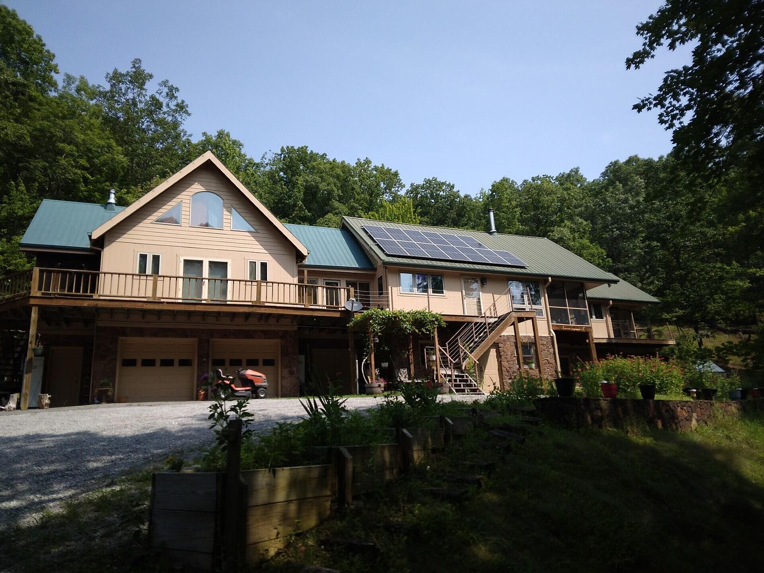 1231 Vardy Blackwater Rd, Sneedville, TN 37869 | MLS #704490 | Zillow