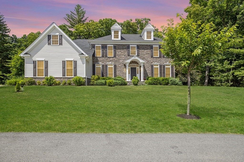 208 Mohawk Path, Holliston, MA 01746 | Zillow