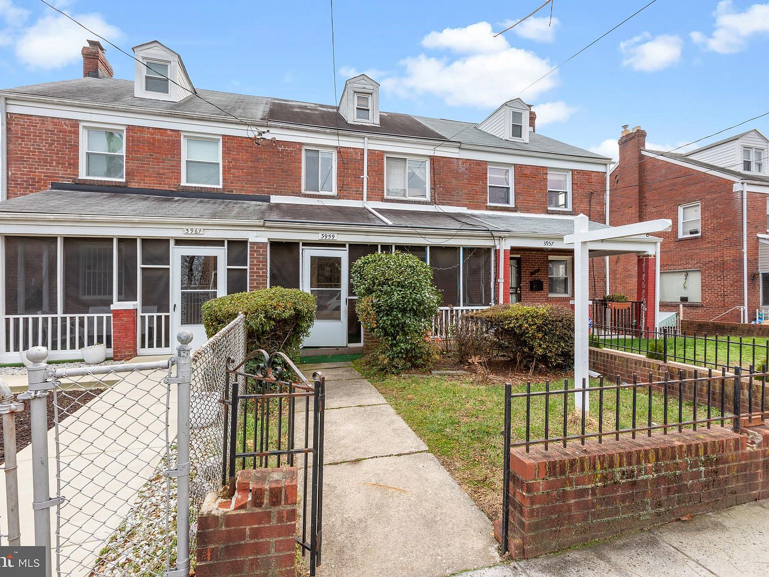 3959 Ames St NE, Washington, DC 20019 | Zillow