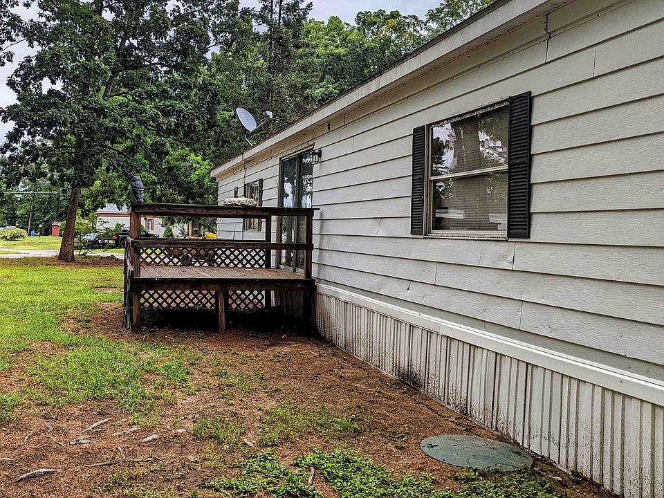 5 Silver Bell Mobile Home Park, Rochester, NH 03868 | Zillow
