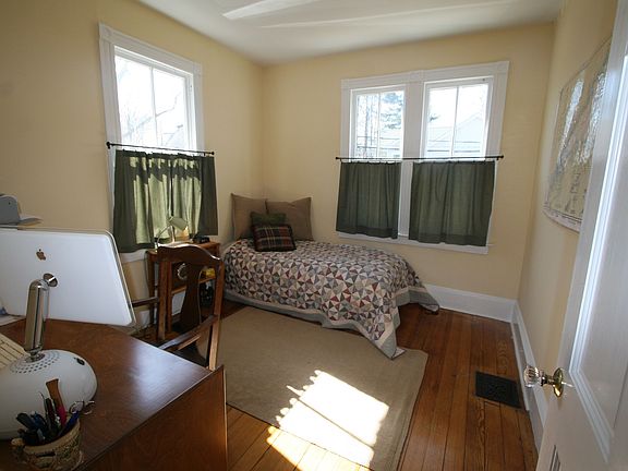 9 Jackson St, Port Washington, NY 11050 | Zillow