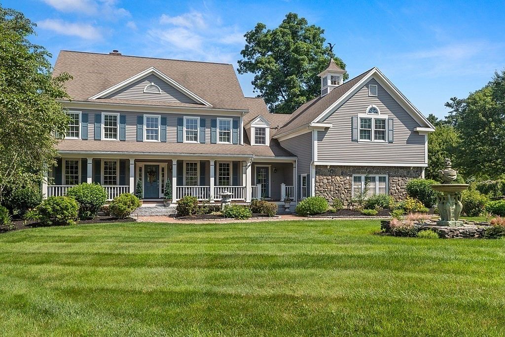 3 Leary Ln, Middleton, MA 01949 | Zillow