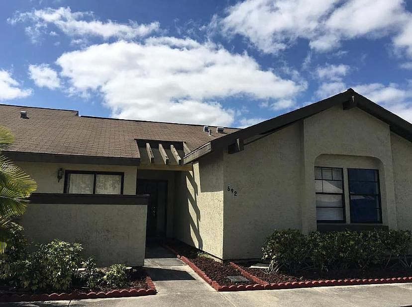 692 SW Veronica Ave #692, Pt Saint Lucie, FL 34953 | Zillow