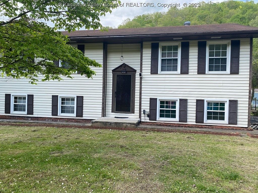 30 Luke Dr, Charleston, WV 25306 | Zillow