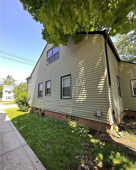 2247 S Taylor Rd, Cleveland Heights, OH 44118 | MLS #4475845 | Zillow