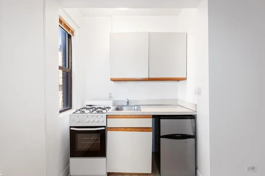 339 East 58th Street #7G in Sutton Place, Manhattan | StreetEasy