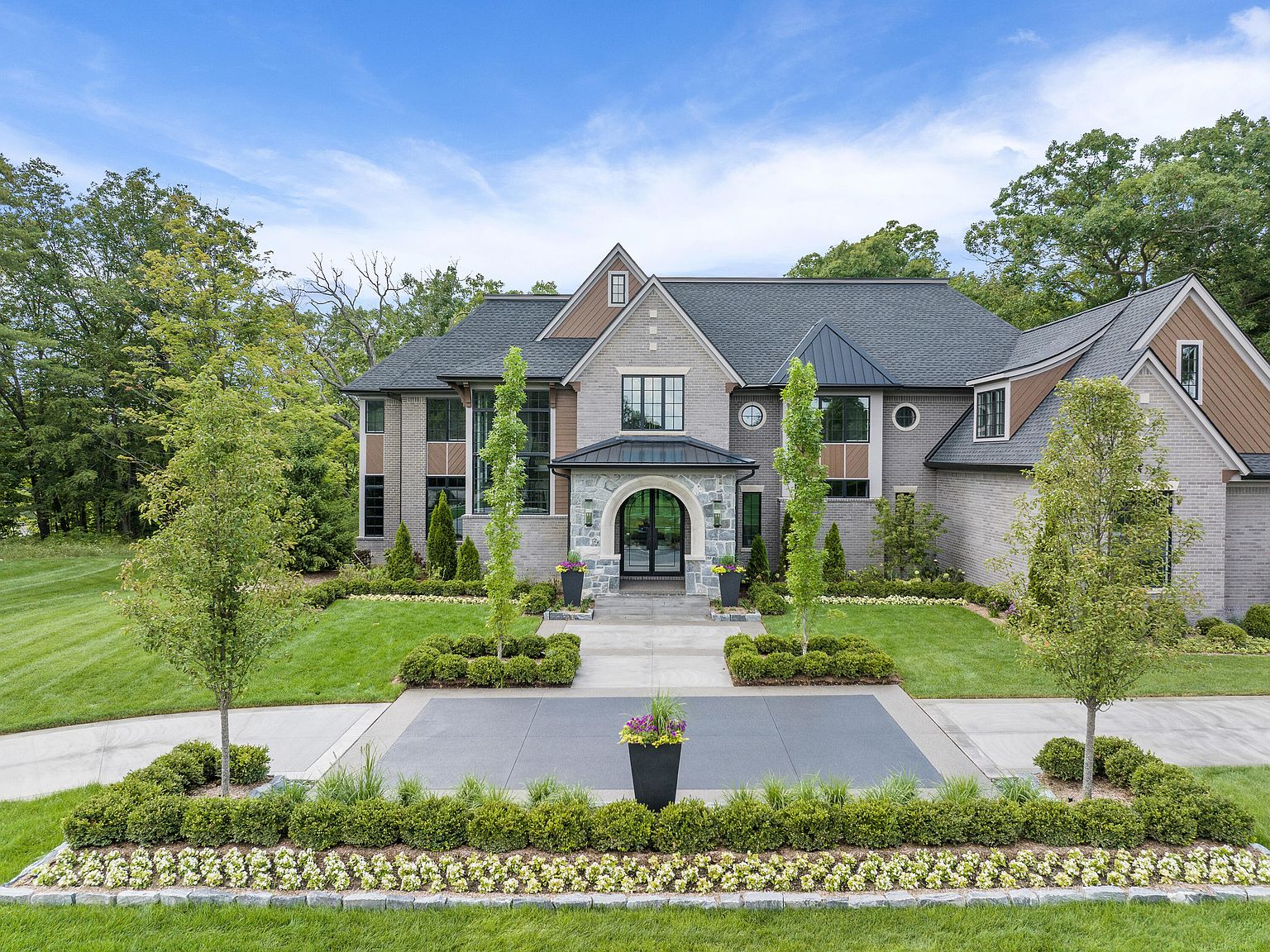 21152 Chubb Rd, Northville, MI 48167 | MLS #24025647 | Zillow