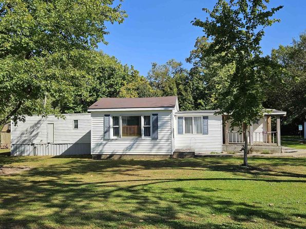 Flora IL Real Estate - Flora IL Homes For Sale | Zillow