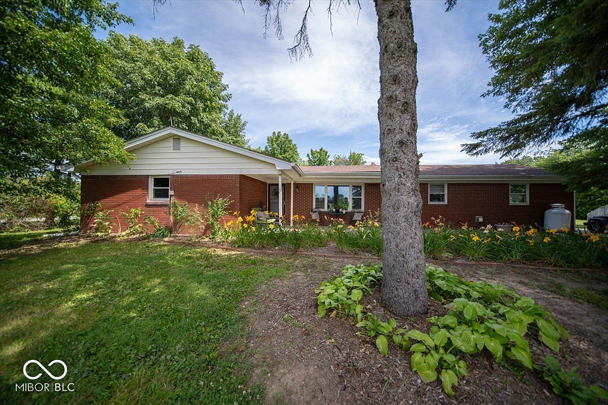 5810 E 256th St, Arcadia, IN 46030 | Zillow