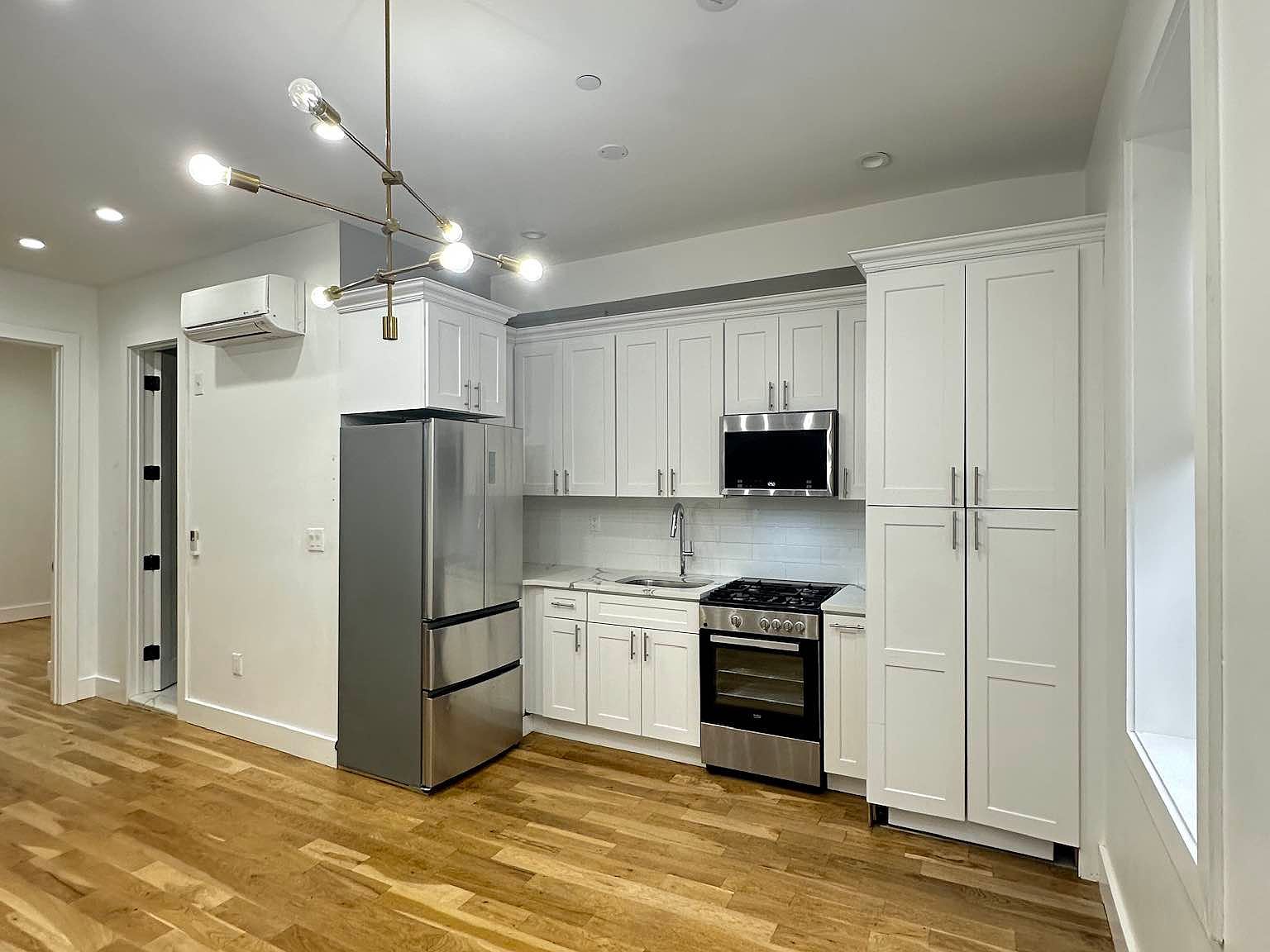 542 Chauncey St #2E, Brooklyn, NY 11233 | Zillow