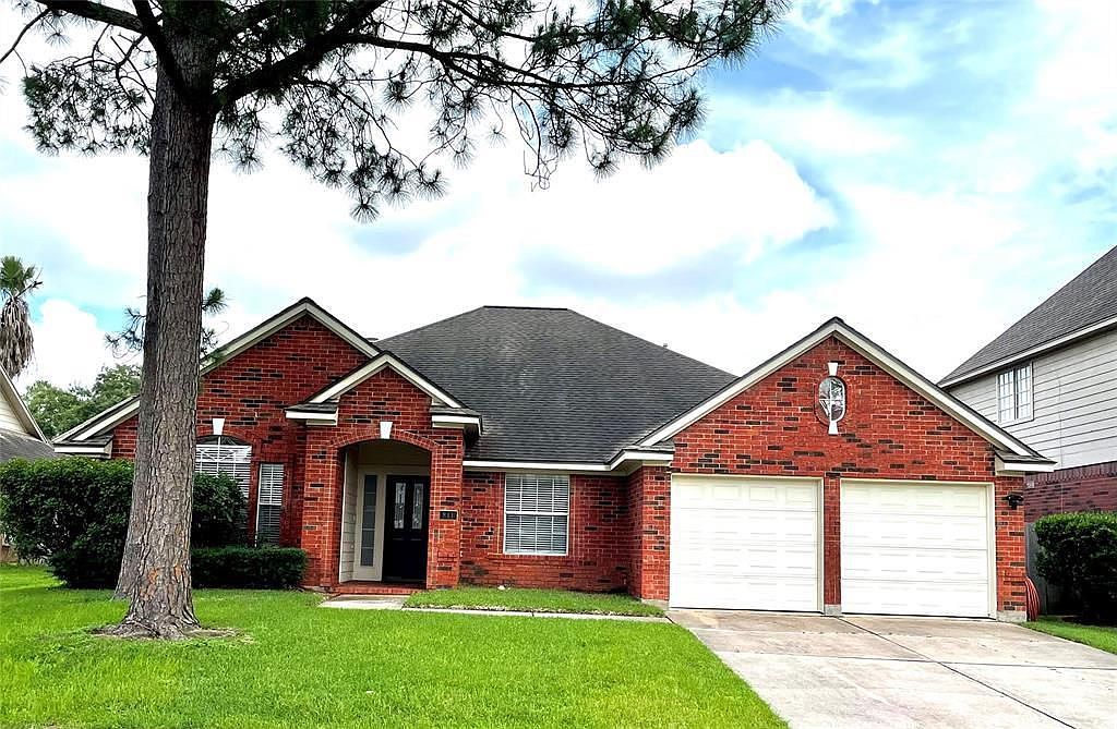 811 Prairie Brook Ct, Houston, TX 77062 | Zillow