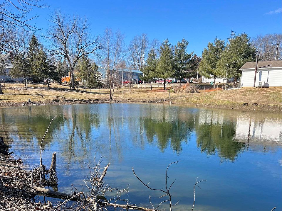 305 N Washington St, Table Grove, IL 61482 | Zillow