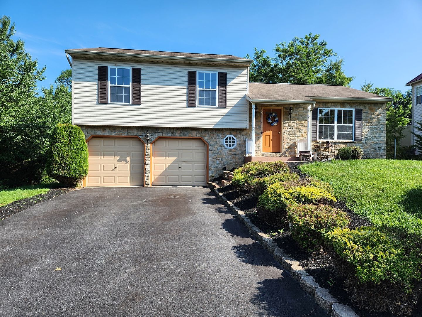 86 E Brookfield Dr, Lebanon, PA 17046 | Zillow