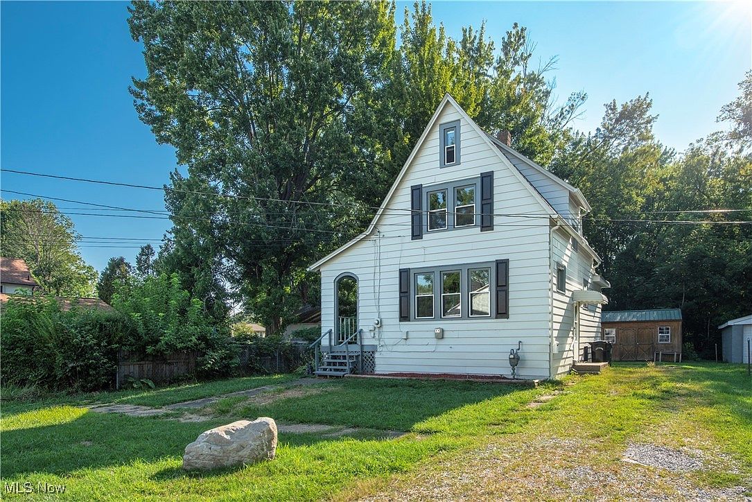 114 Laura Ct, Elyria, OH 44035 | Zillow