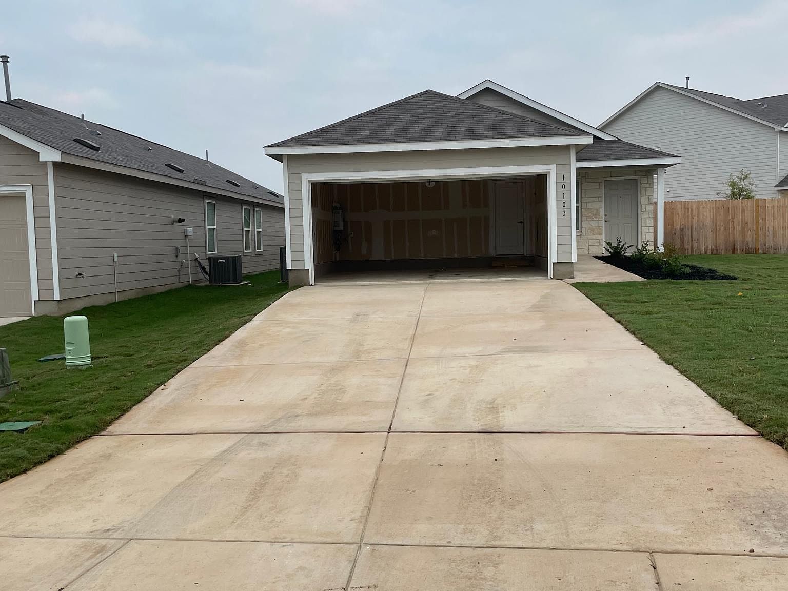 10103 Kersey Ml, San Antonio, TX 78224 | Zillow