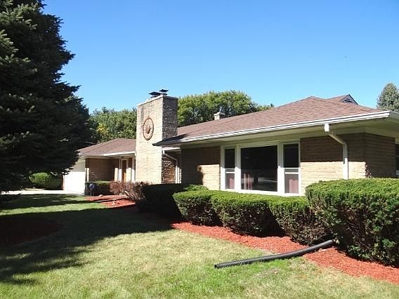 3300 Spring St, Racine, WI 53405 | Zillow