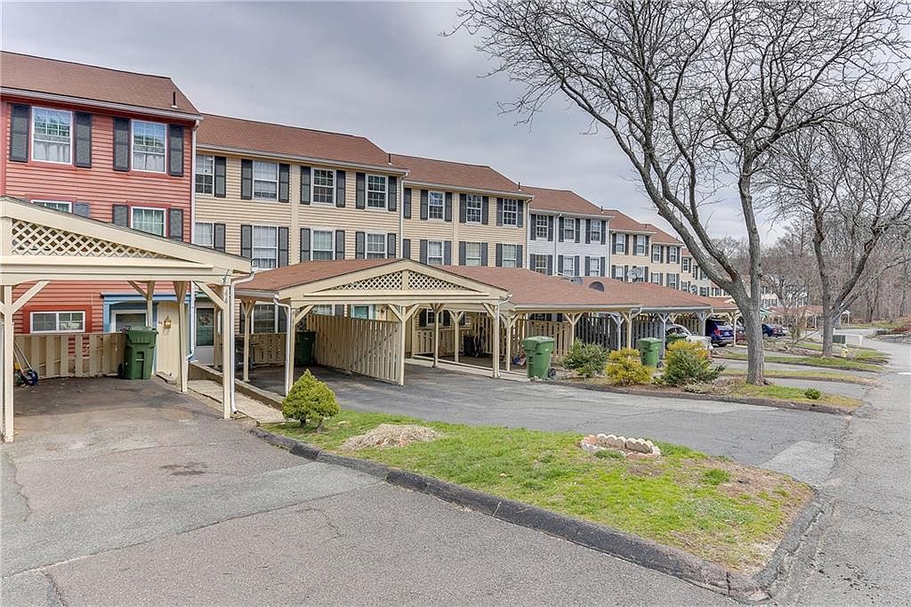 44 Rising Trail Dr #44, Middletown, CT 06457 | Zillow