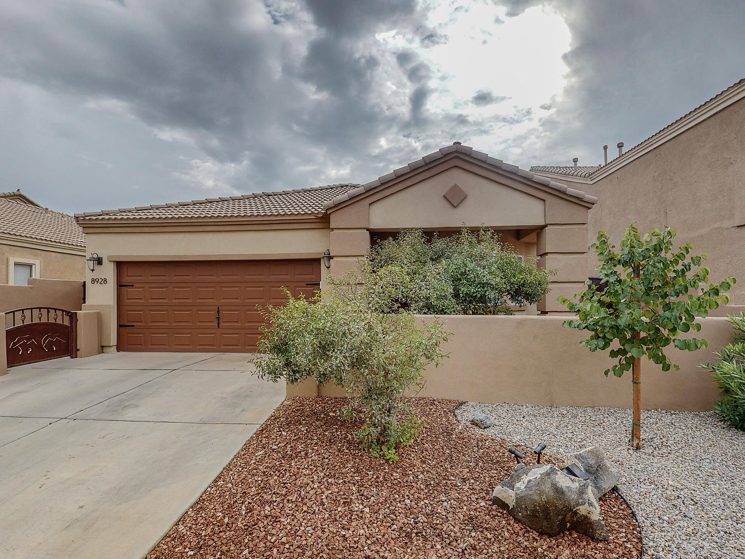 8928 Oso Corridor Pl NW, Albuquerque, NM 87114 | Zillow
