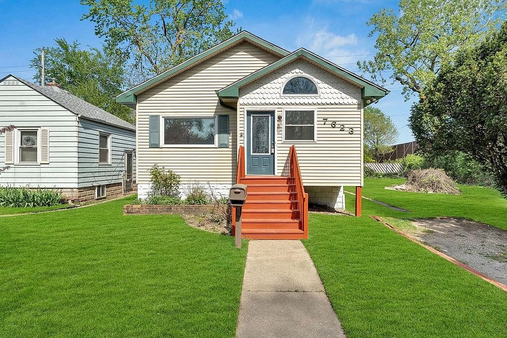 7623 Jackson Ave, Hammond, IN 46324 | Zillow