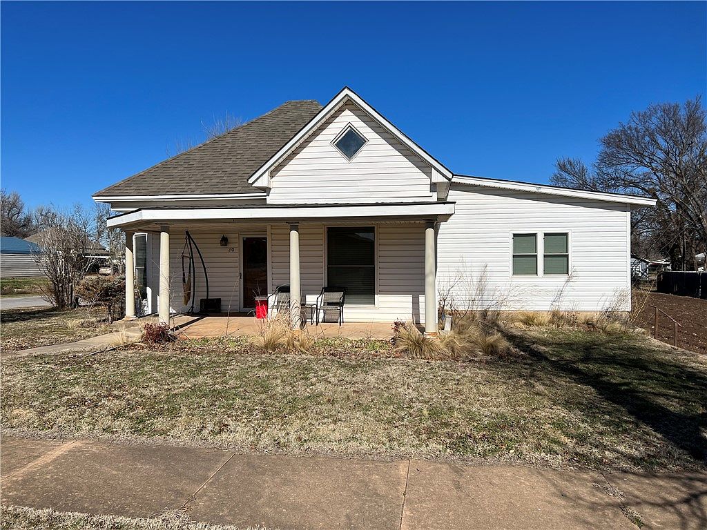 201 E Wallace Ave, Apache, OK 73006 | Zillow