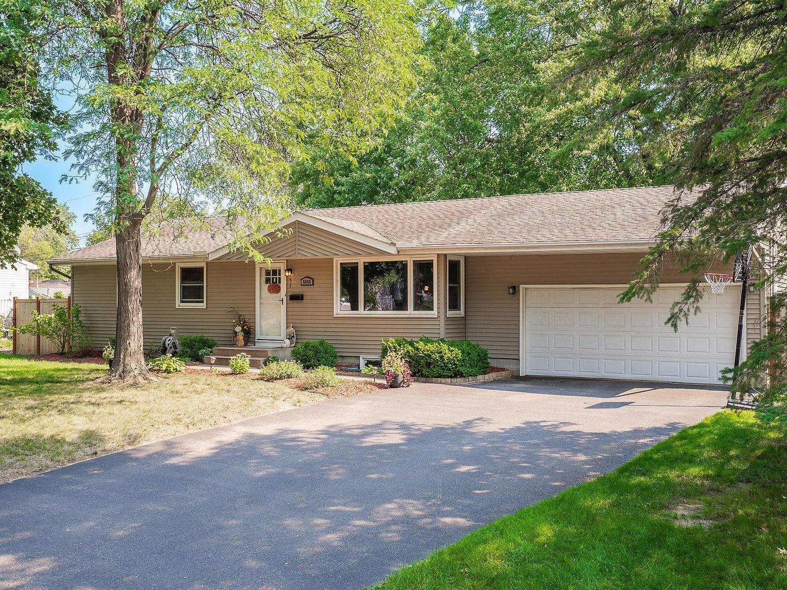 6008 Rhode Island Ave N, New Hope, MN 55428 | Zillow