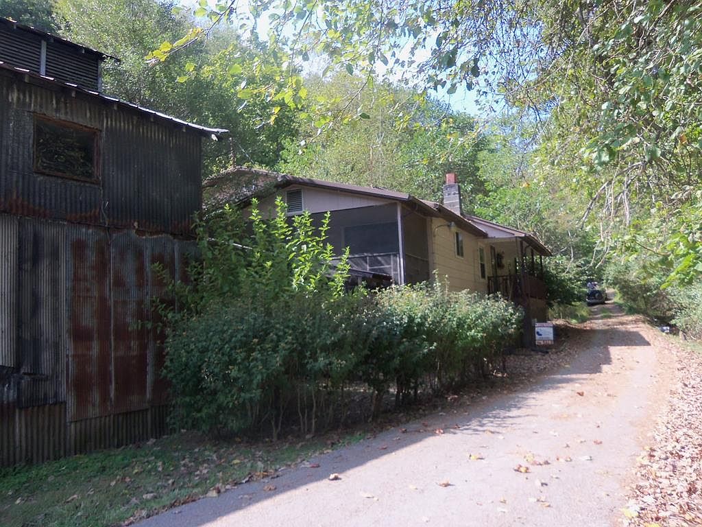 43 Violet Dr, Seco, KY 41849 | Zillow