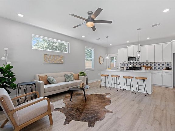 7204 Meador Ave #2, Austin, TX 78752 | Zillow