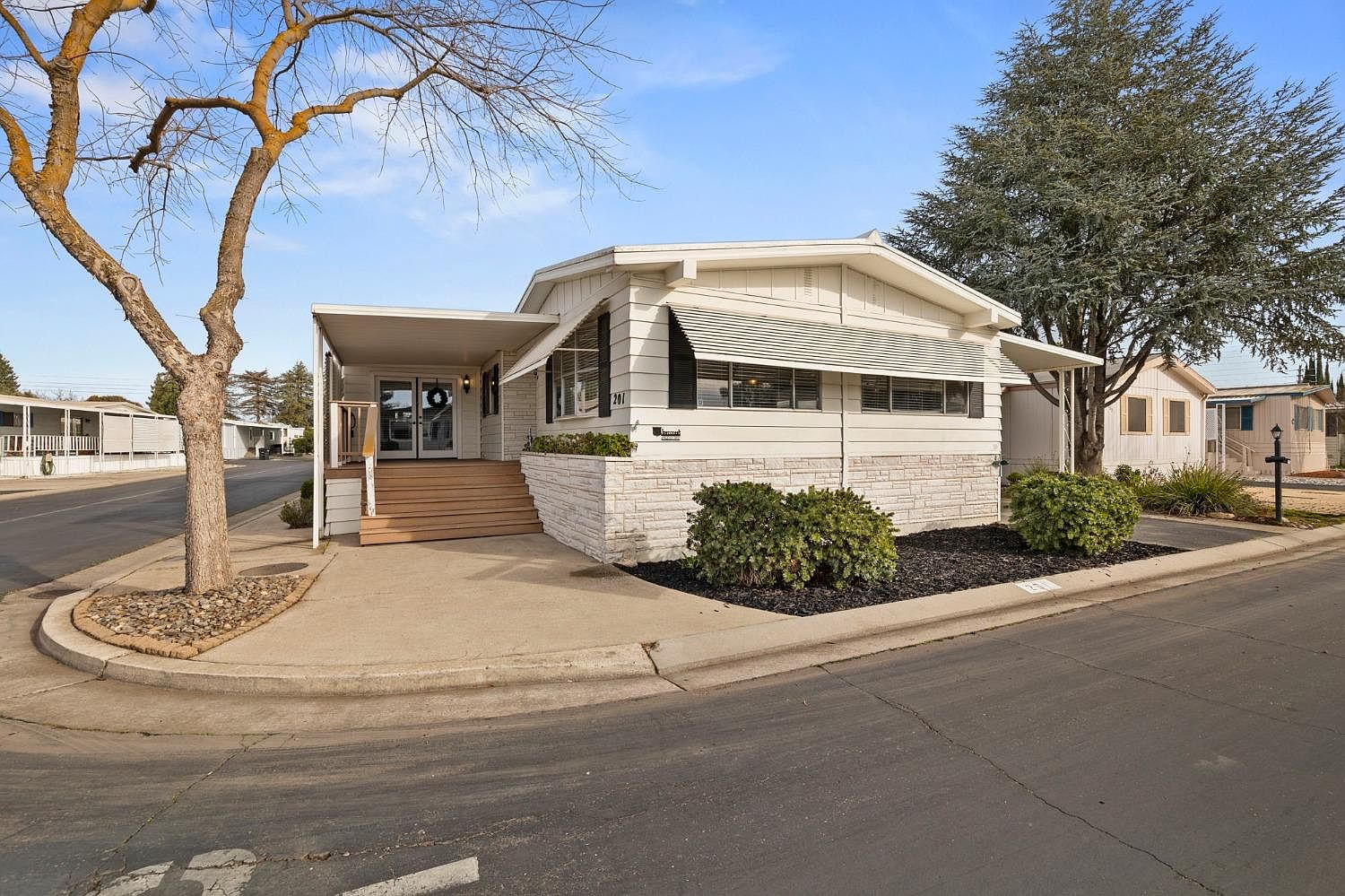 2621 Prescott Rd SPACE 201, Modesto, CA 95350 | Zillow